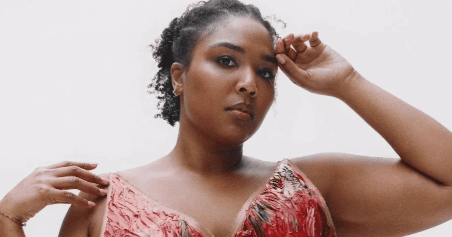 Lizzo na mira da justiça: trecho com Sydney Sweeney vira dor de cabeça ...