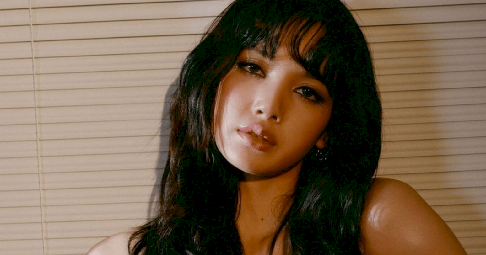 Lisa, do BLACKPINK, rompe barreiras e assina contrato para carreira ...