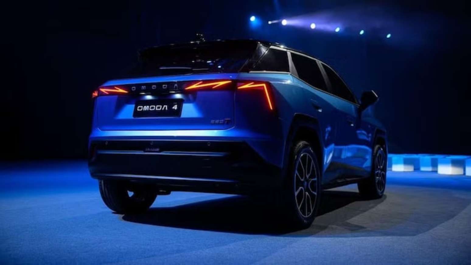 SUV Omoda 4 é revelado na China, será híbrido flex e feito no Brasil