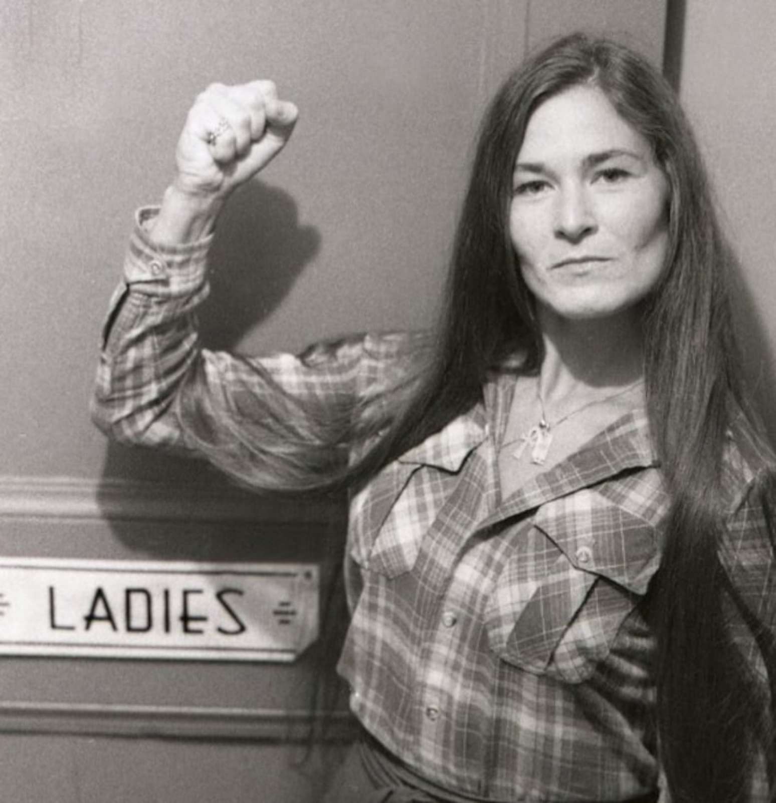 Donna Jean Godchaux-MacKay, cantora do Grateful Dead, morre aos 78 anos