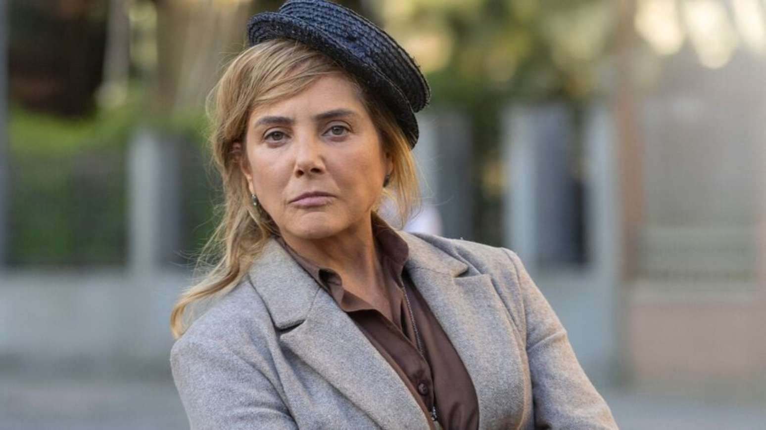 'Eta Mundo Melhor': Zulma paga mico e passa vergonha no casório de Candinho
