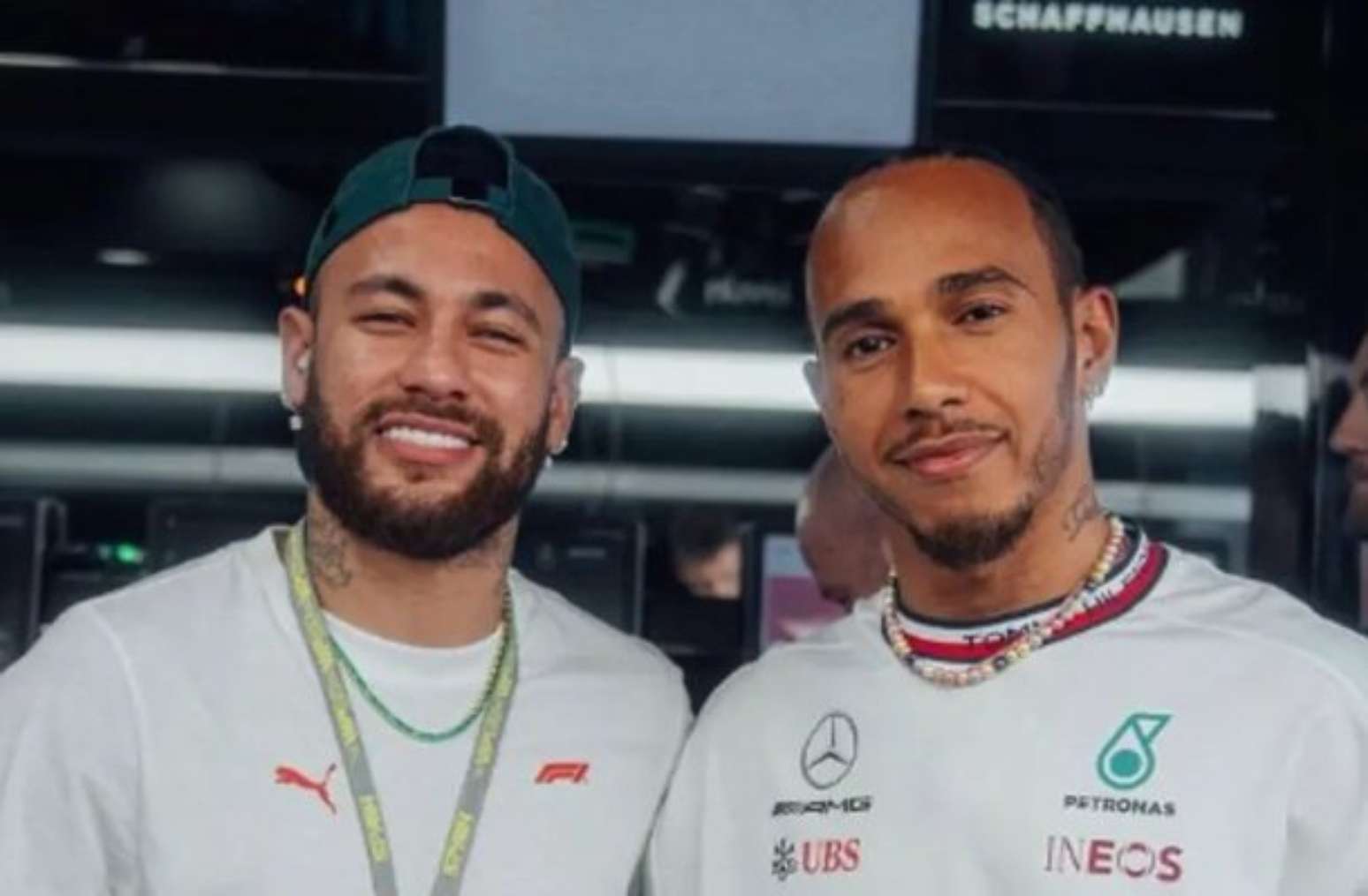 Com surpresa de Neymar a Hamilton, estrelas do futebol impulsionam GP ...