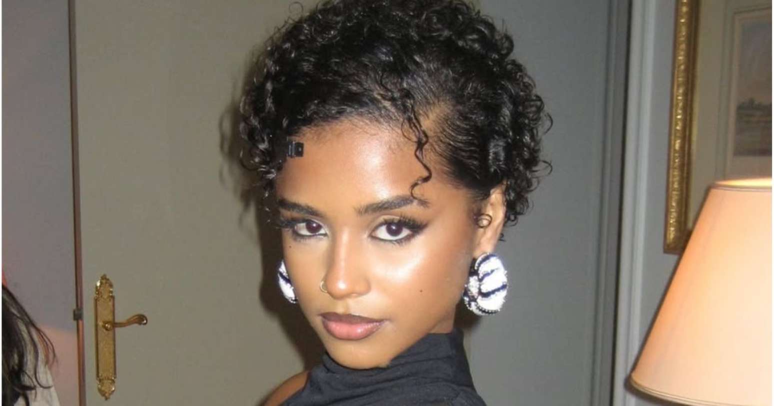 Tyla brilha em estreia da turnê no Japão e viraliza com "CHANEL"