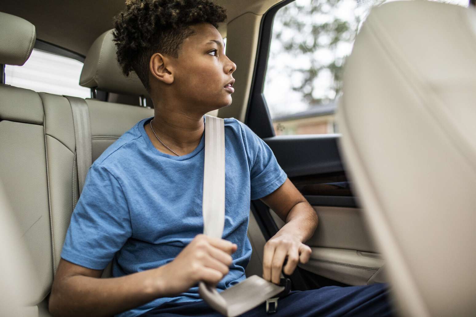 Inteligência artificial do Tesla pede para que garoto de 12 anos envie ...