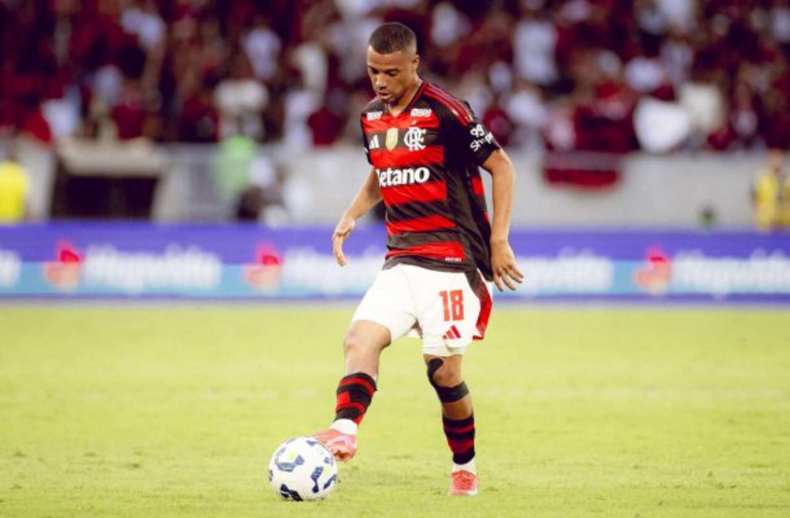 Desfalque novamente, De la Cruz só atuou 29,8% da temporada pelo Flamengo