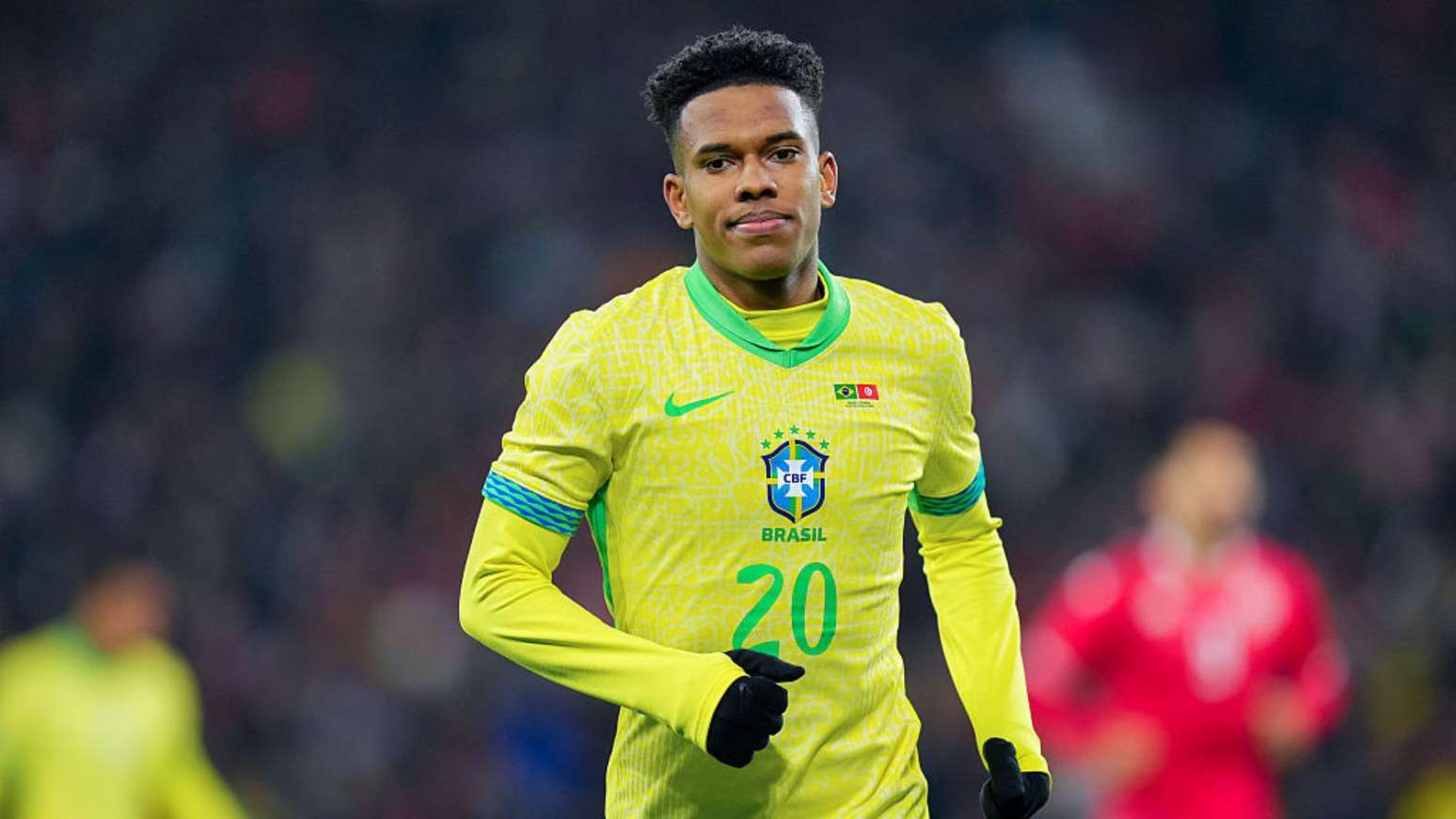 Estêvão é o segundo mais jovem a marcar cinco gols pela Seleção