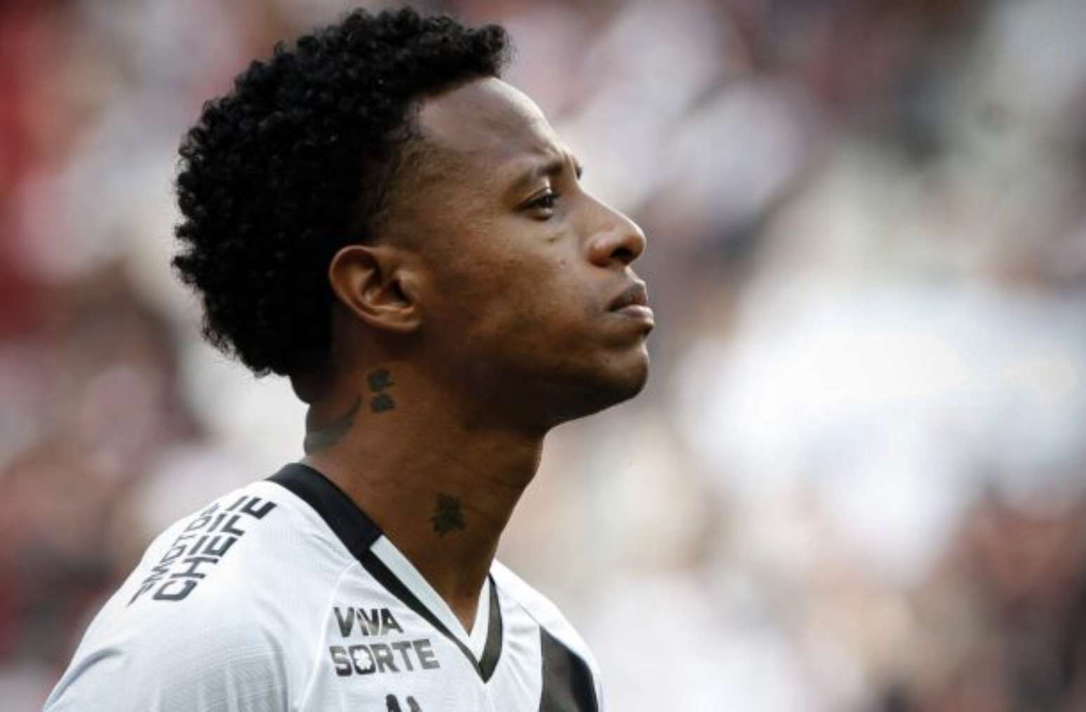 Tchê Tchê comenta sequência de derrotas do Vasco: "Momento difícil"