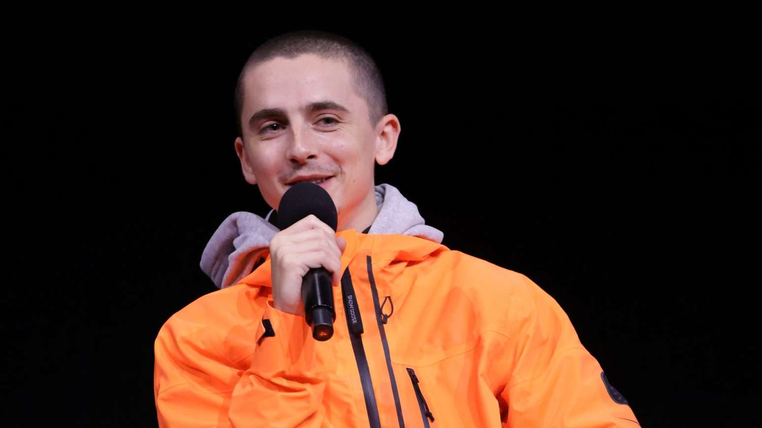 Este rapper britânico misterioso é, na verdade, Timothée Chalamet?