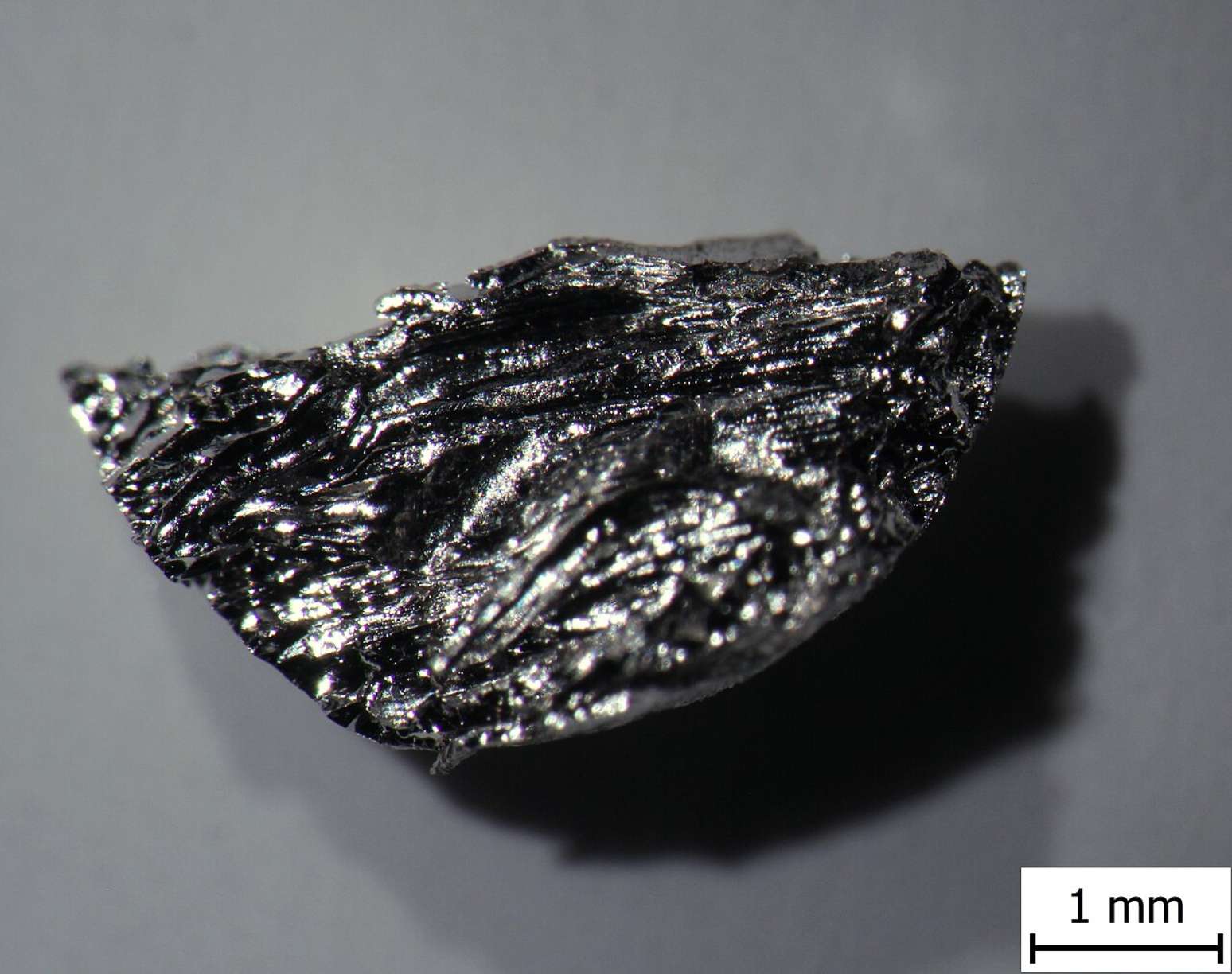 Por que o ródio é considerado o metal mais caro do mundo?