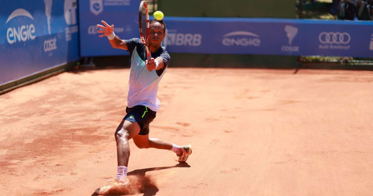 Daniel Silva vai à semi em Florianópolis e desafia Heide