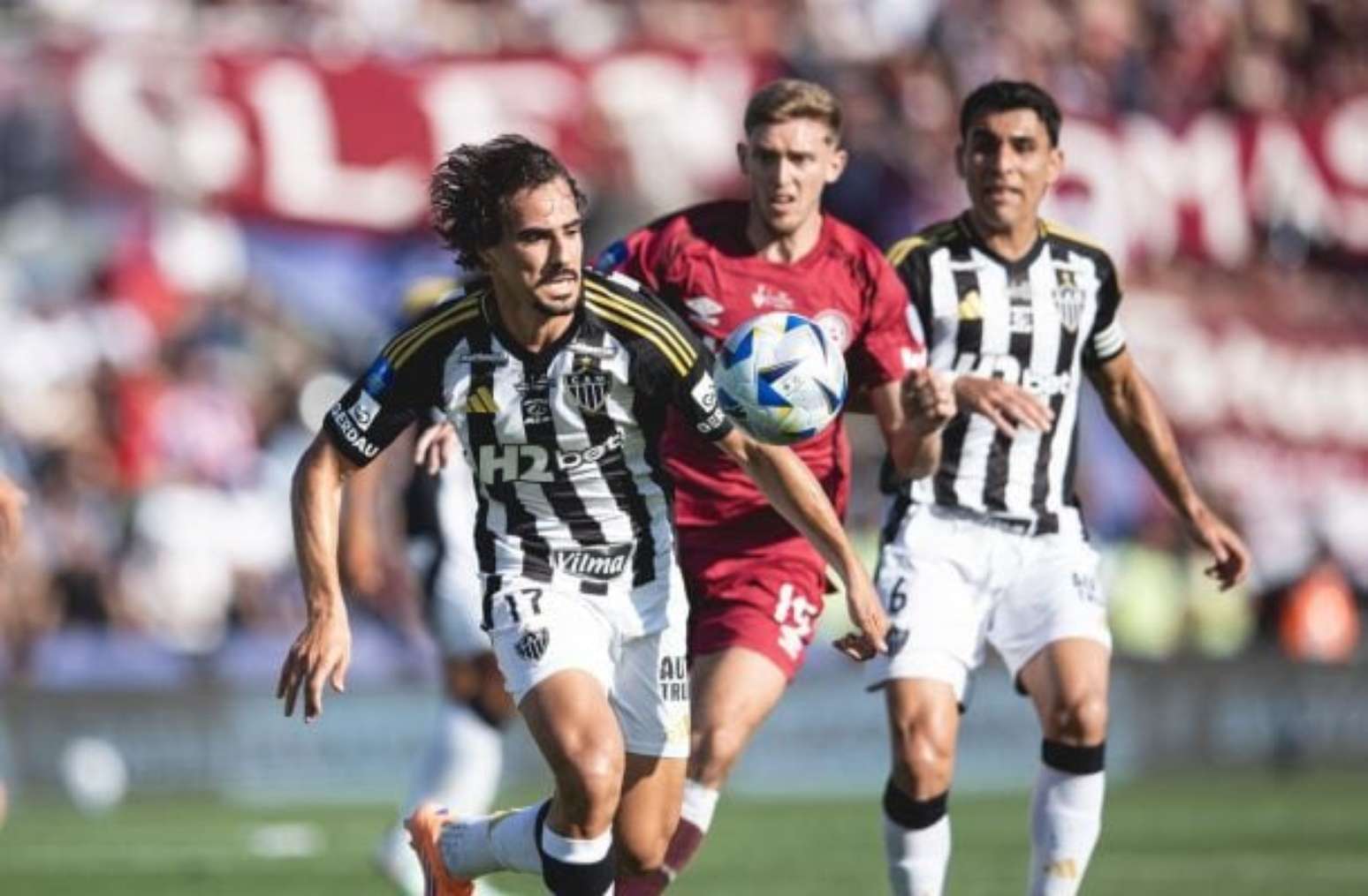 Atlético-MG perde nos pênaltis e é vice-campeão da Sul-Americana