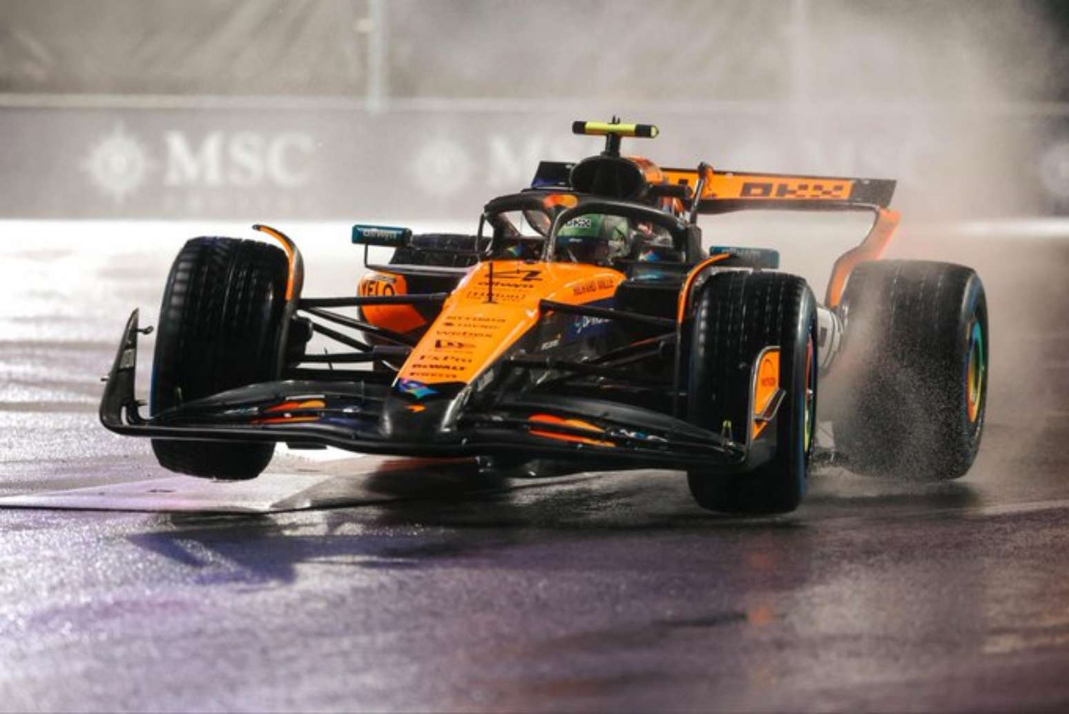 F1: Lando Norris garante Pole Position em Las Vegas;