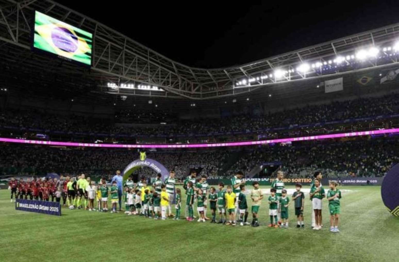 Brasileirão 2026 terá recorde de times que utilizam grama sintética