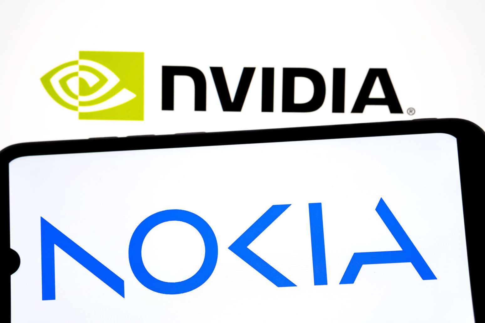 Nokia recebe investimento bilionário da Nvidia e promete colocar IA nas redes móveis