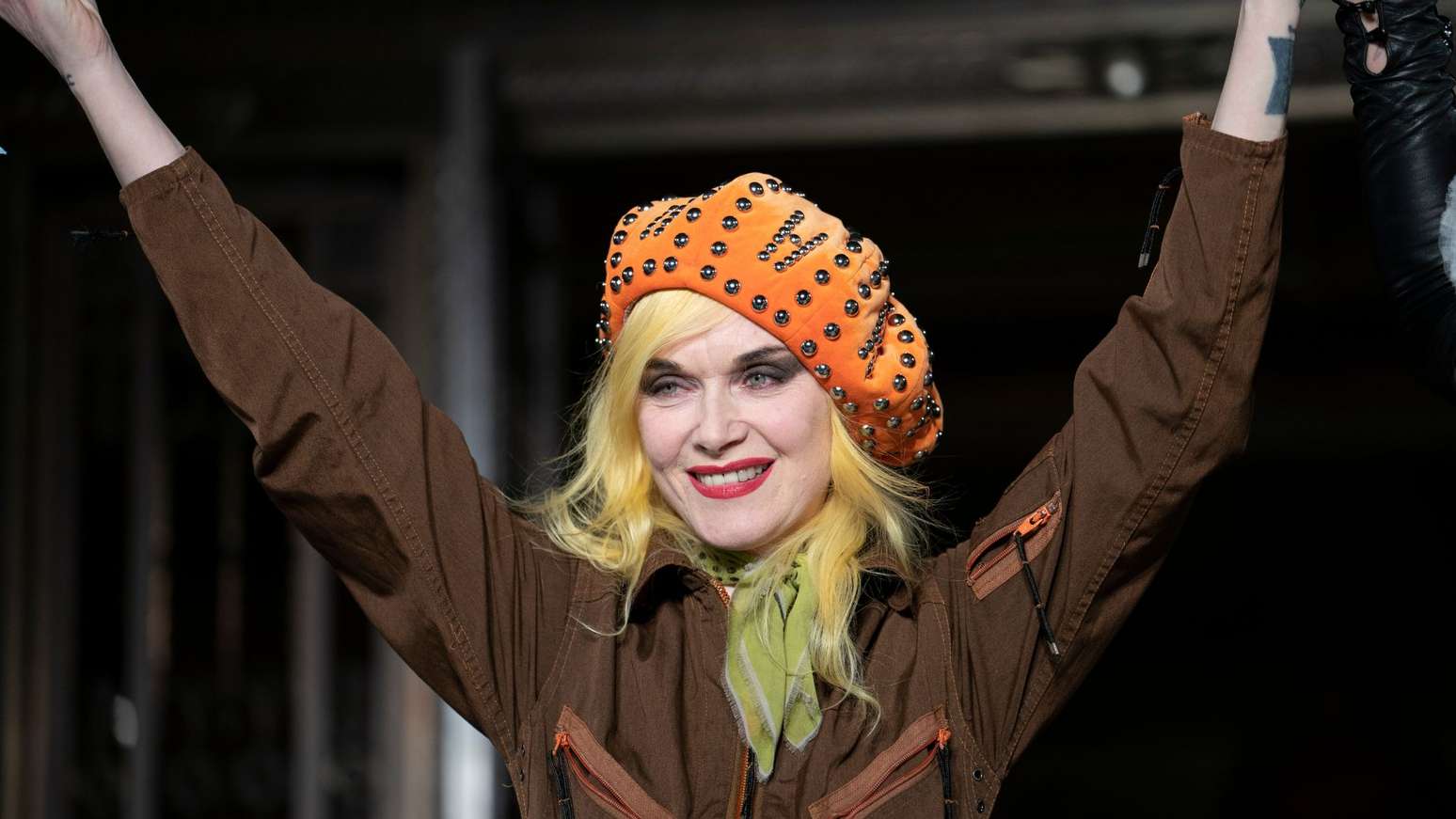 Pam Hogg morre aos 66 anos: a rebel da moda punk que marcou quatro ...