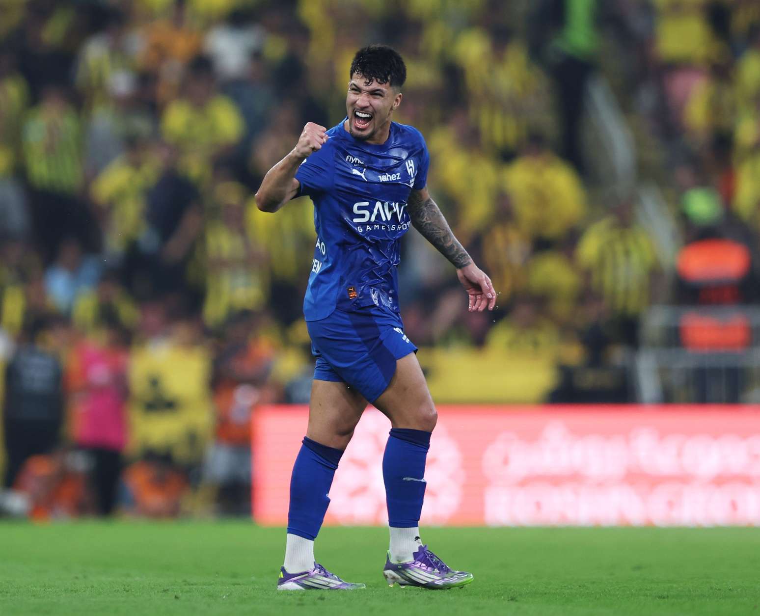 Ex-Santos alcança feito raro e ultrapassa marcas de Harry Kane e ...