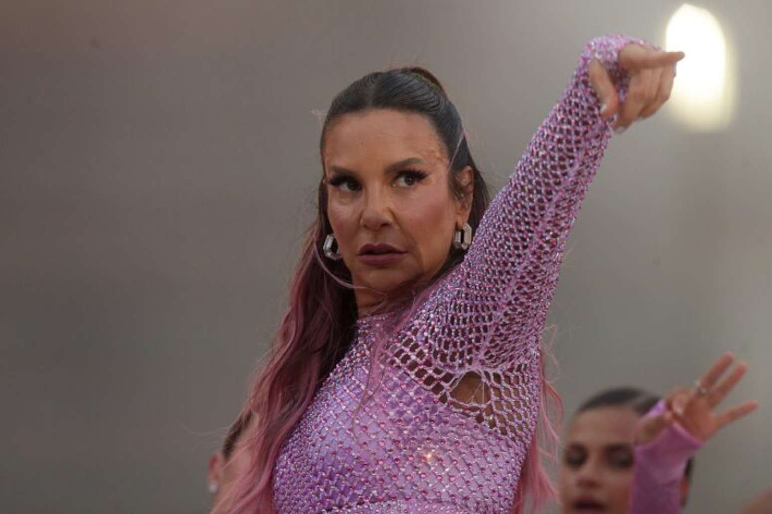 Ivete Sangalo estreia com trio elétrico no carnaval de São Paulo e ...