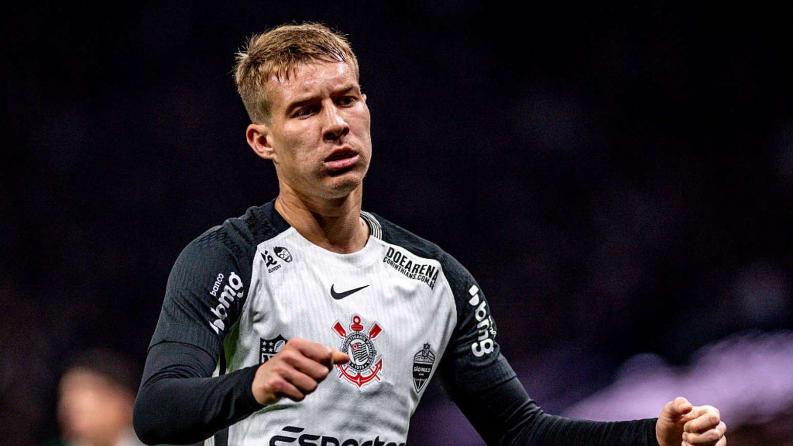 Charles é punido pelo STJD e vira desfalque do Corinthians