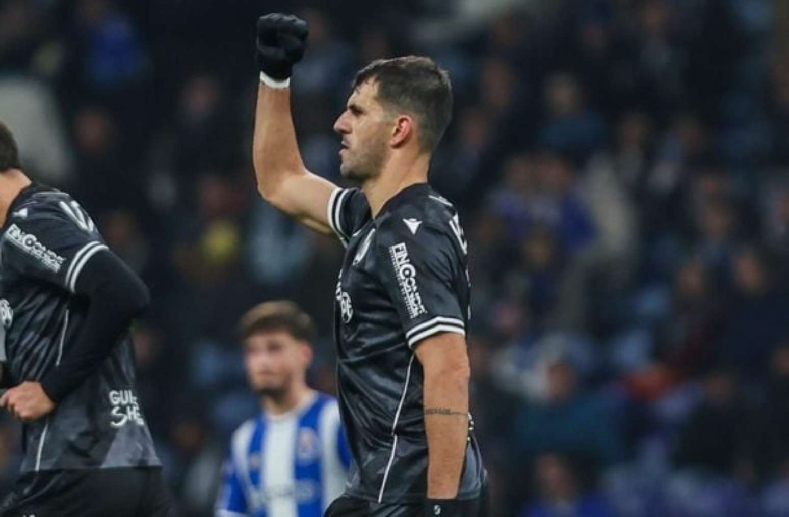 Porto perde em casa para Vitória de Guimarães e é eliminado da Taça de ...