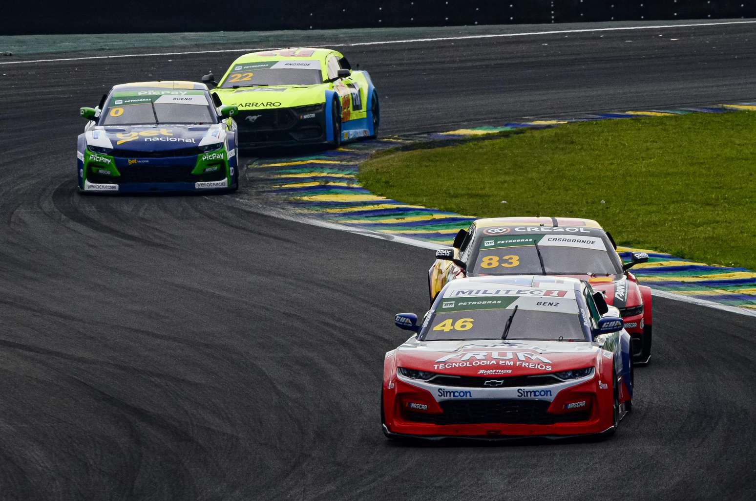 NASCAR BR: Vitor Genz vence em Interlagos. Rubinho é campeão