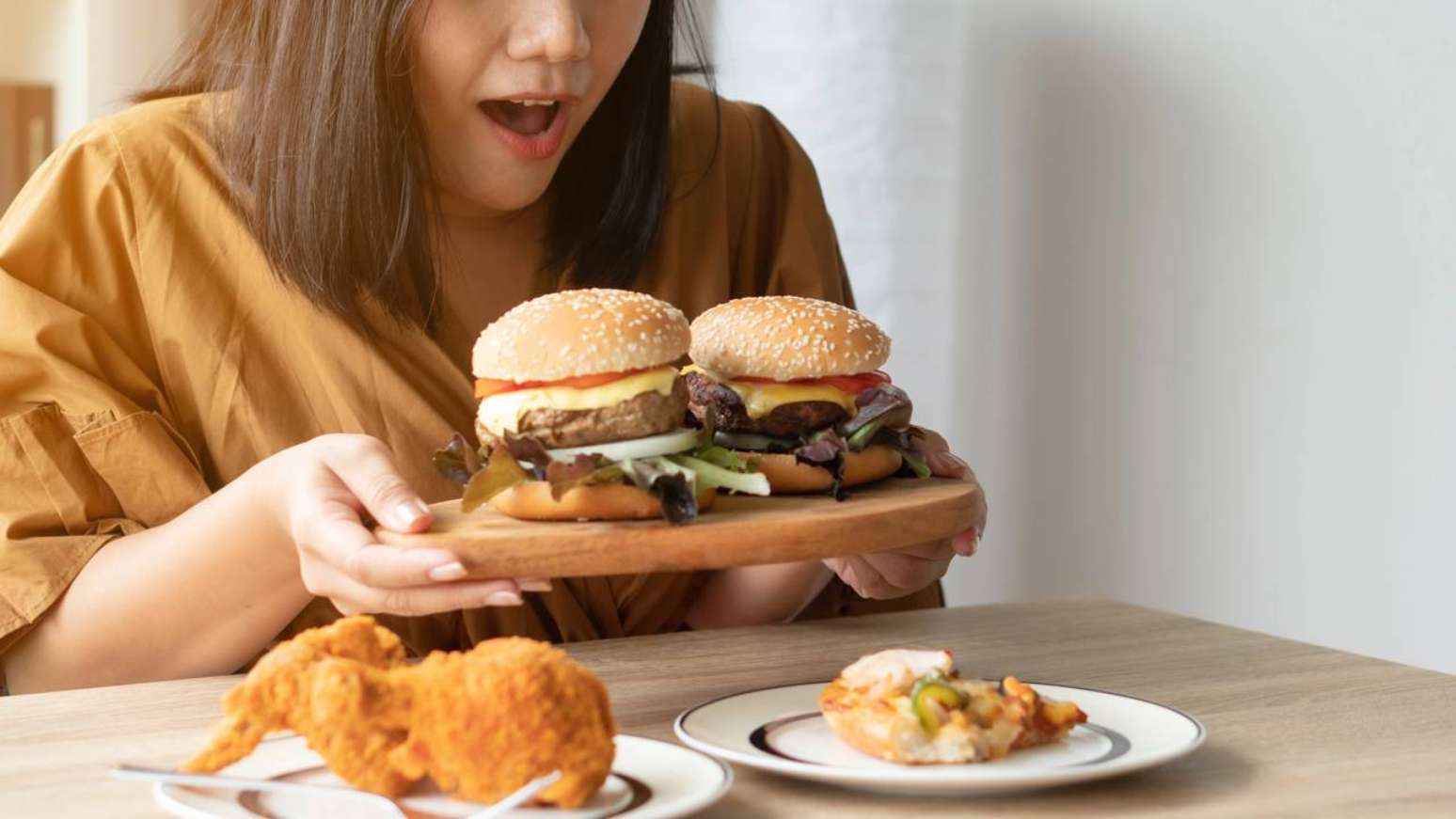 Transtorno de compulsão alimentar: quando comer vira sofrimento