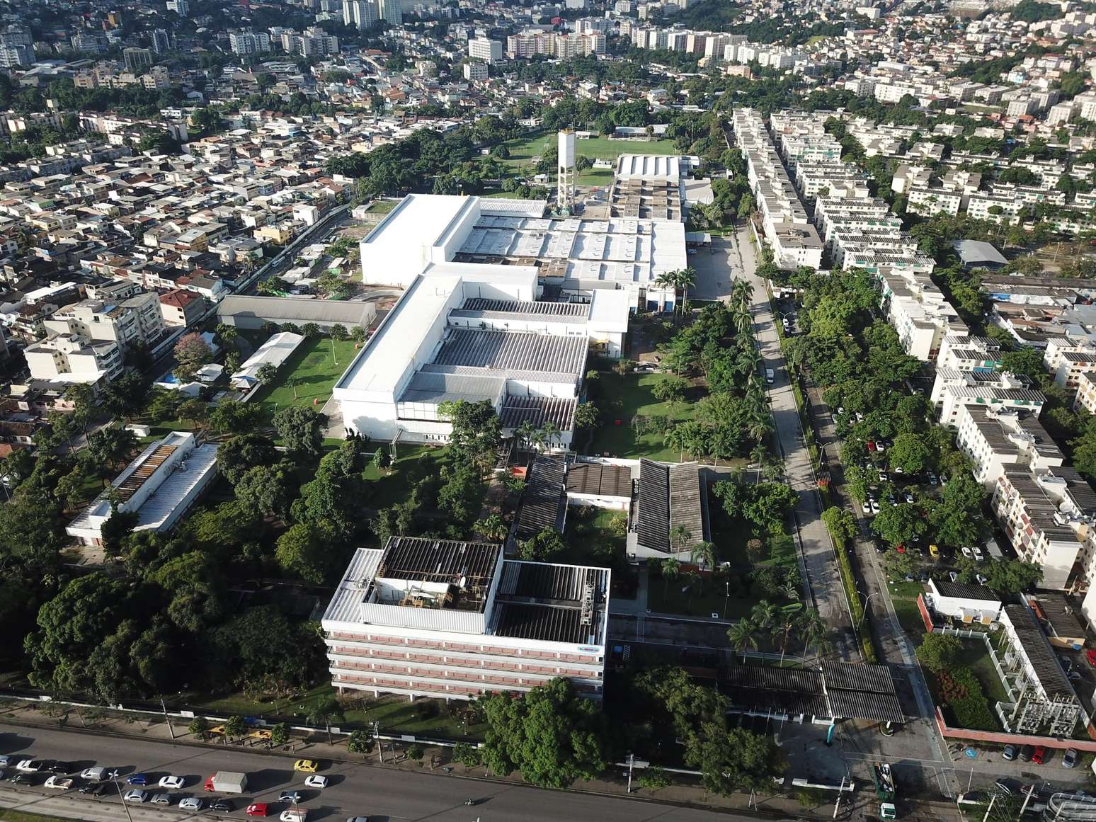Merck celebra 50 anos da fábrica no Rio de Janeiro