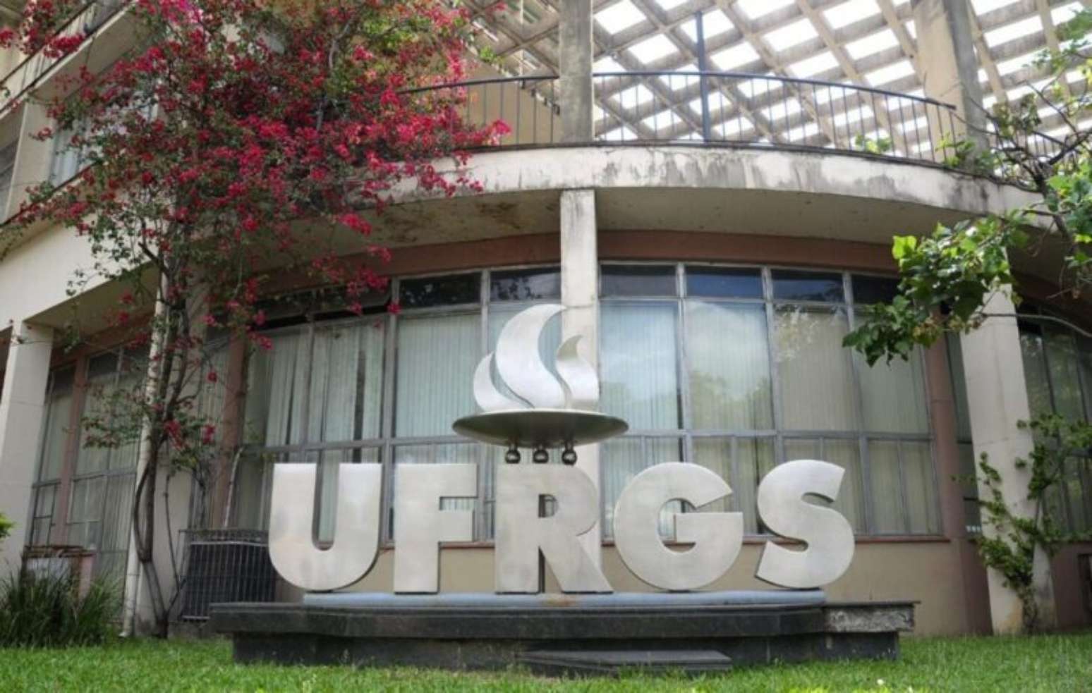 Bokep model majalah dewasa