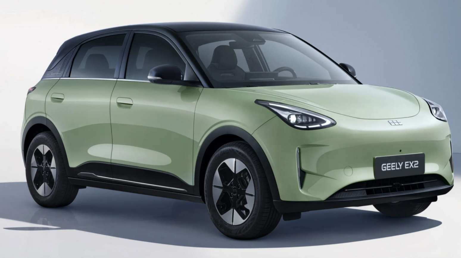 Geely confirma produção no Brasil e promete 40 concessionárias até 2026