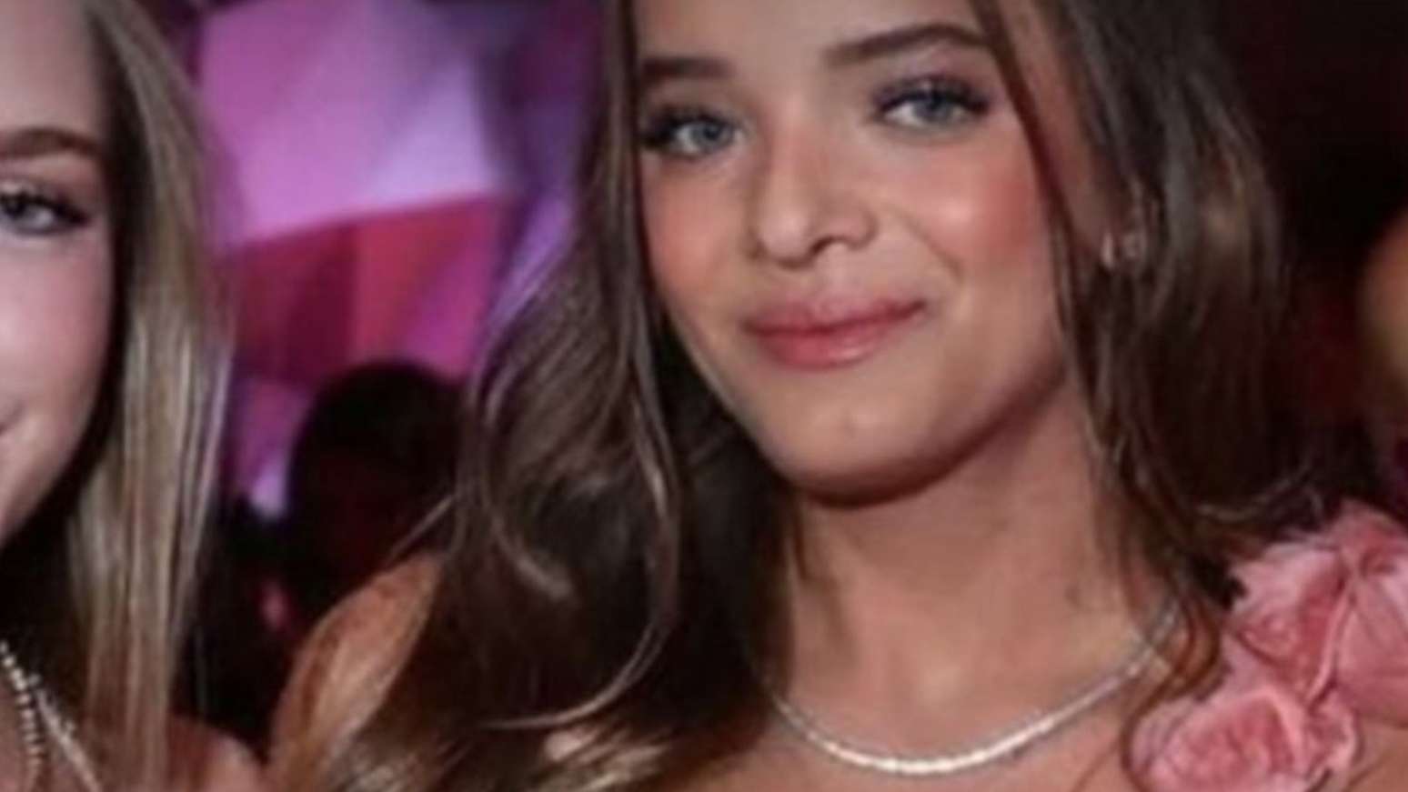 Roupa vermelha de Rafa Justus no Natal viraliza na web: 'Essa menina...'