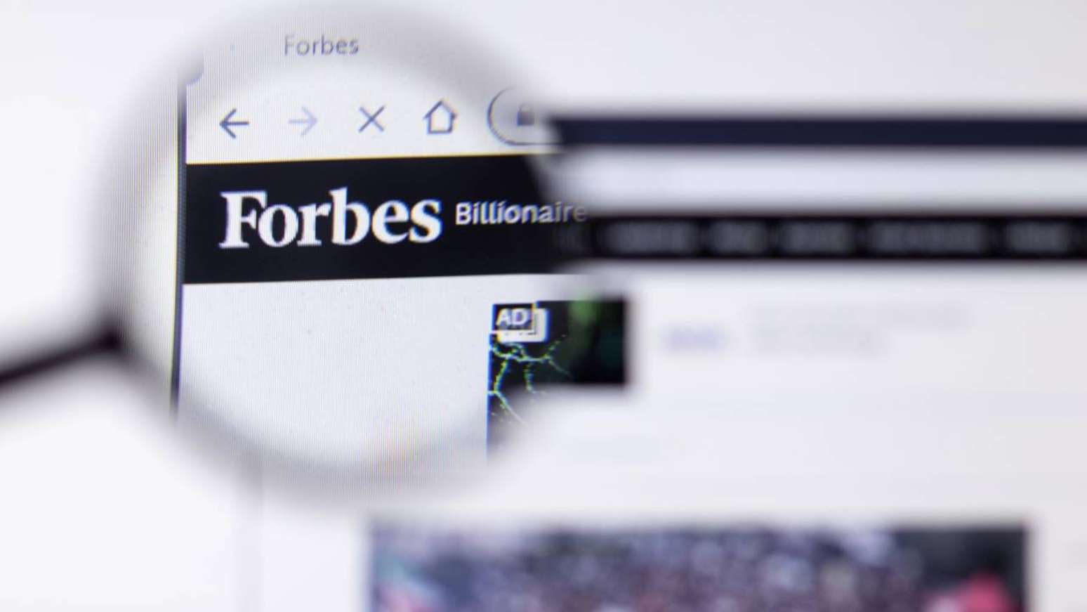 Como a revista Forbes se tornou uma autoridade global