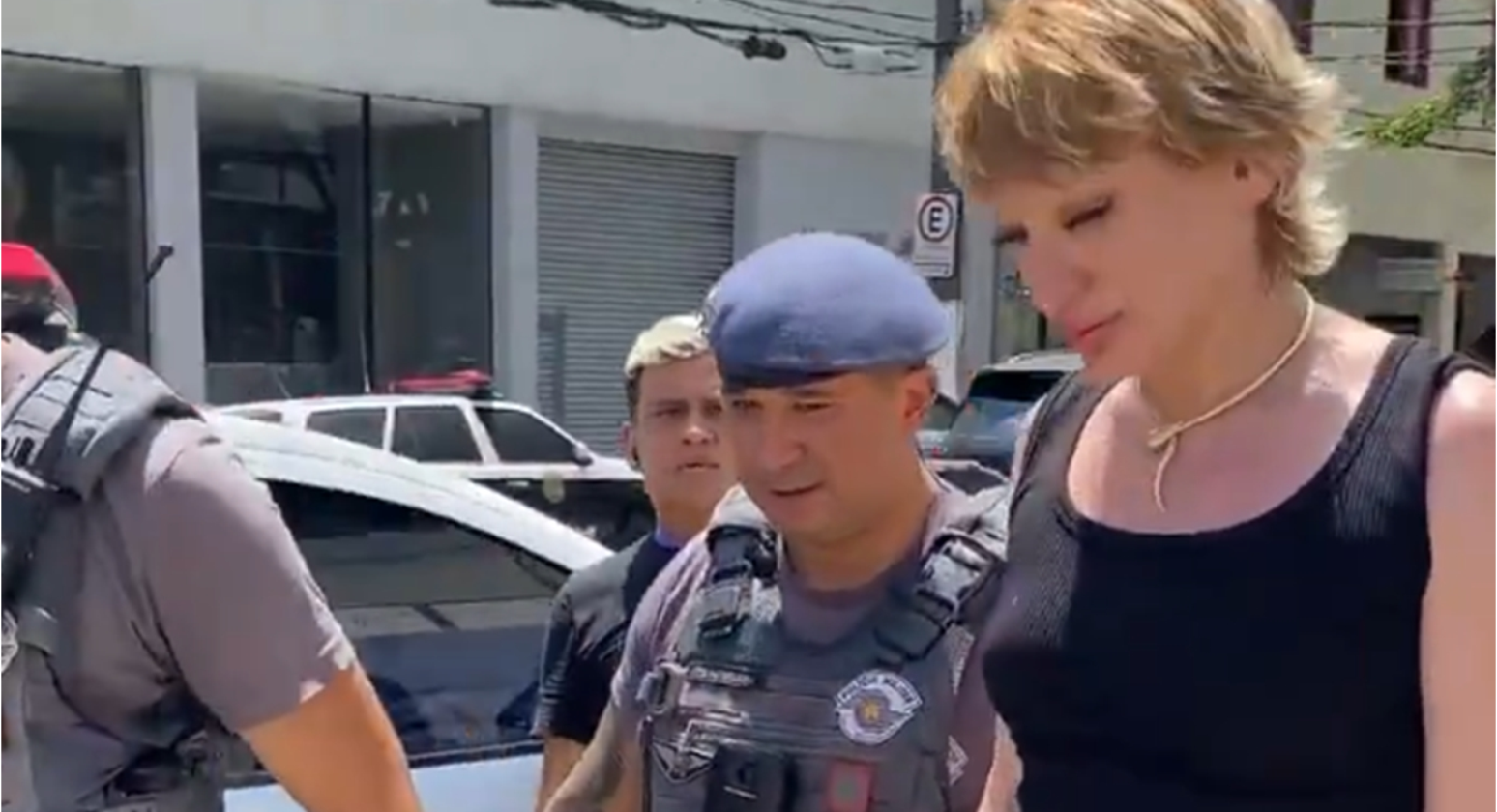 Influenciadora Trans Romagaga Presa em Hotel de SP por Confusão e Ato ...