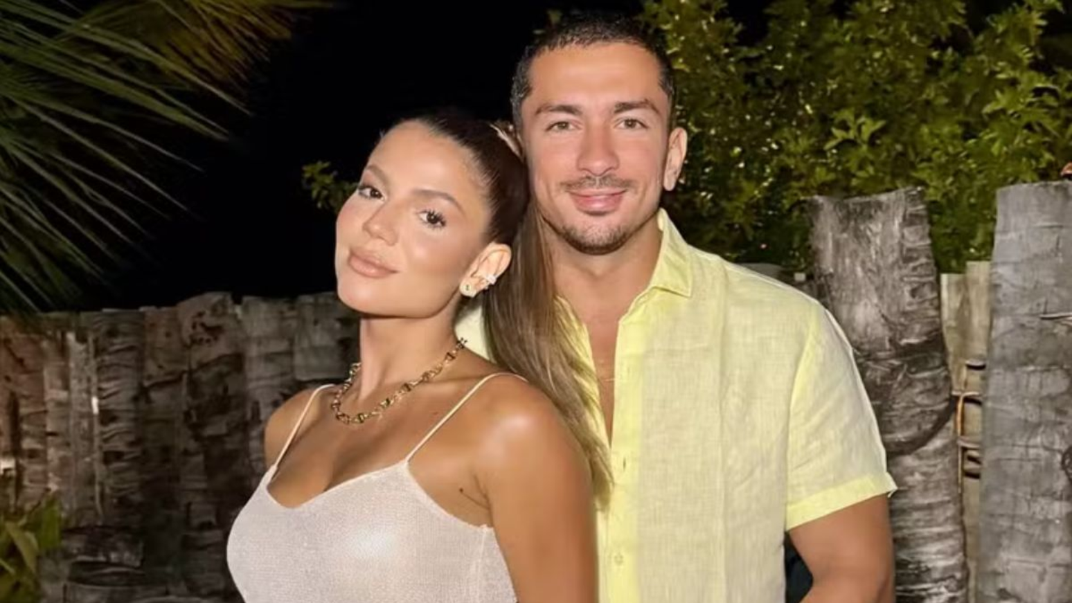 Ex-bbb Hariany posta foto com irmão de Anitta e declara: 'Coração ...
