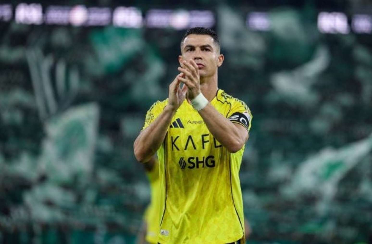 Cristiano Ronaldo passa em branco, e Al-Nassr perde para o Al-Ahli