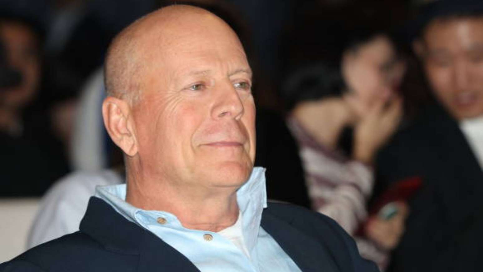 Família de Bruce Willis avalia doar cérebro do ator para a ciência ...