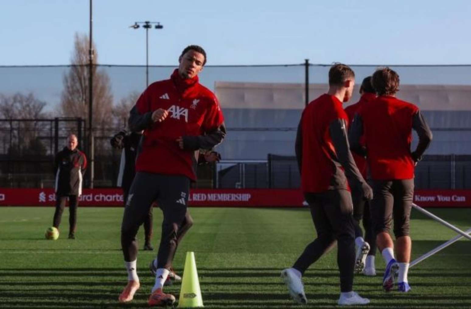 Liverpool x Barnsley: onde assistir, escalações e arbitragem
