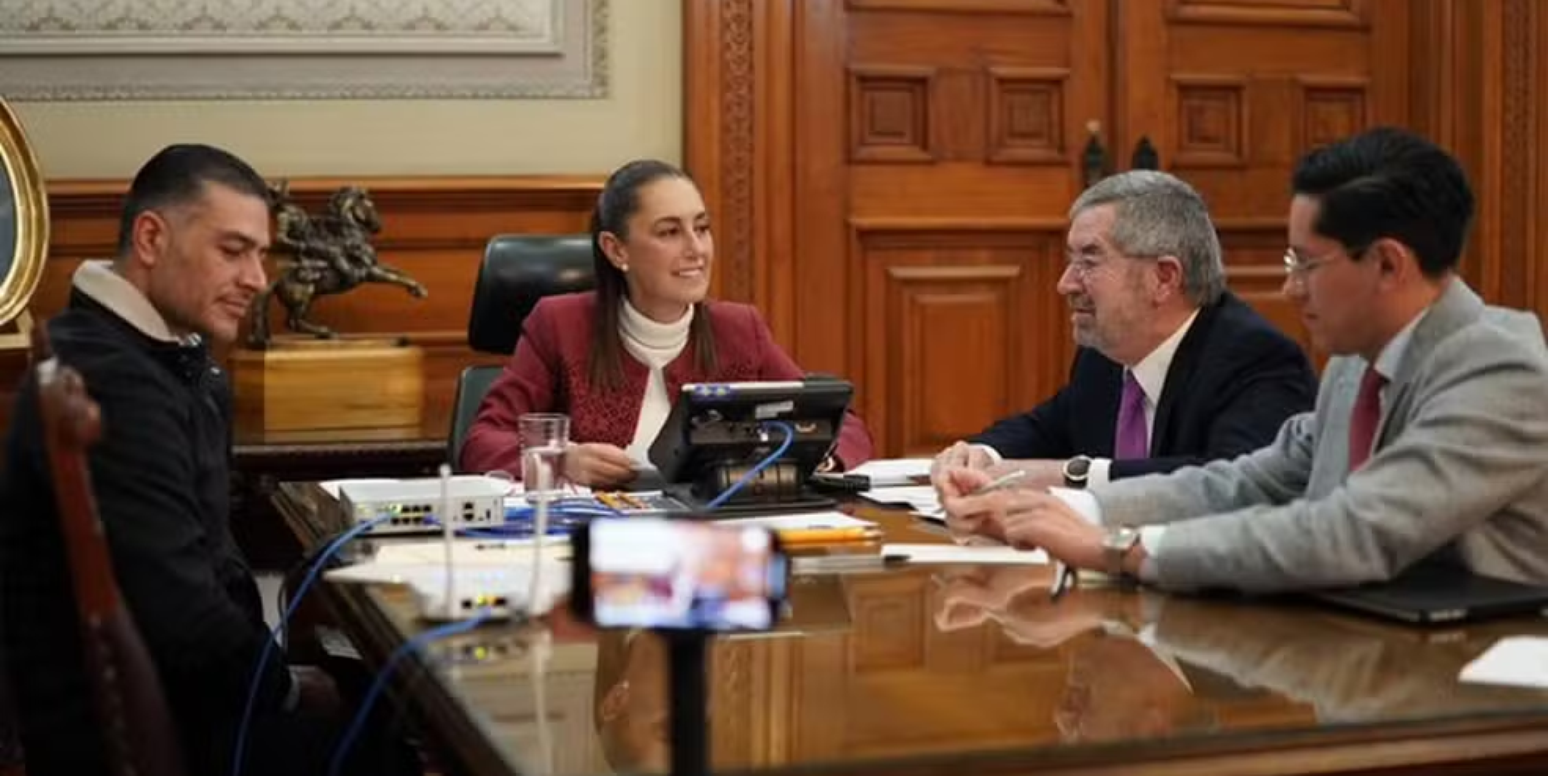 Trump descarta ação militar no México após diálogo com presidente