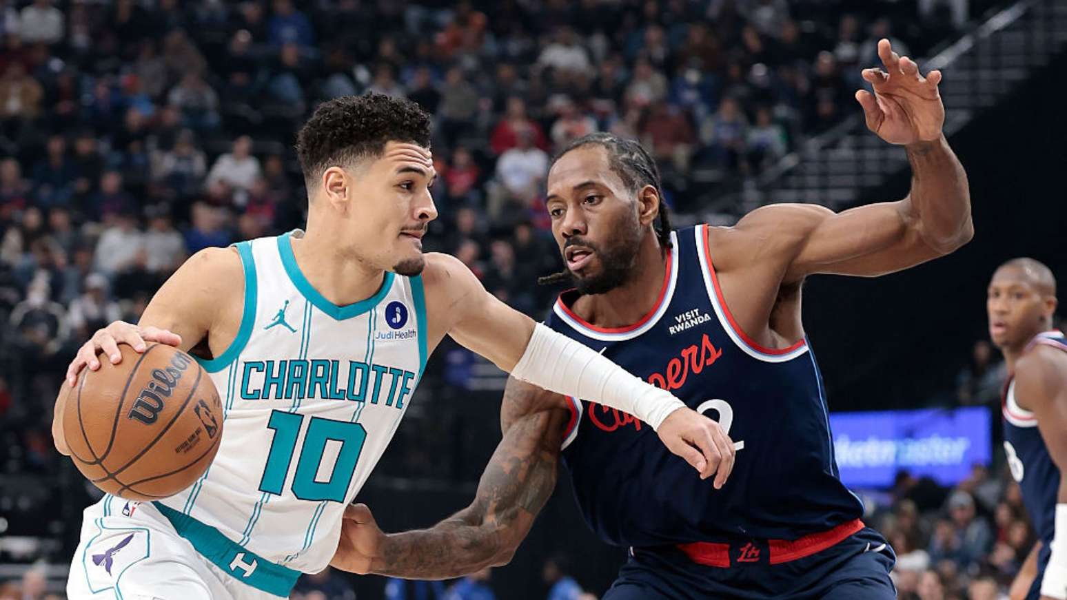 Harden e Kawhi brilham em vitória dos Clippers na NBA