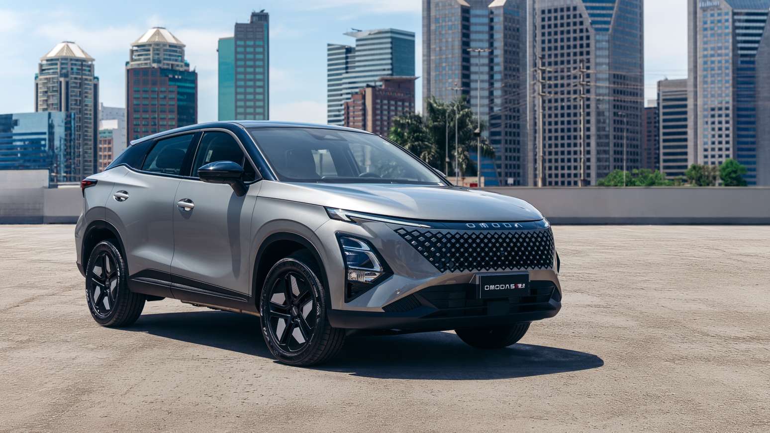 Omoda 5 HEV, não plugável, é um ataque direto ao Toyota Corolla Cross