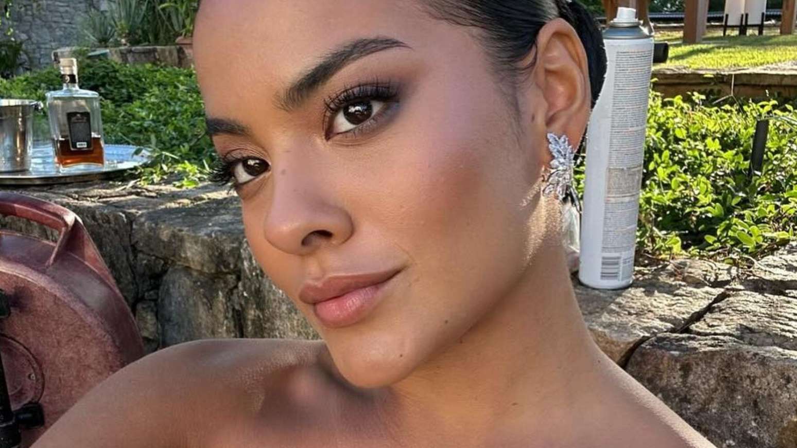 Bella Campos passa por perrengue chique e dispara: 'Ódio'