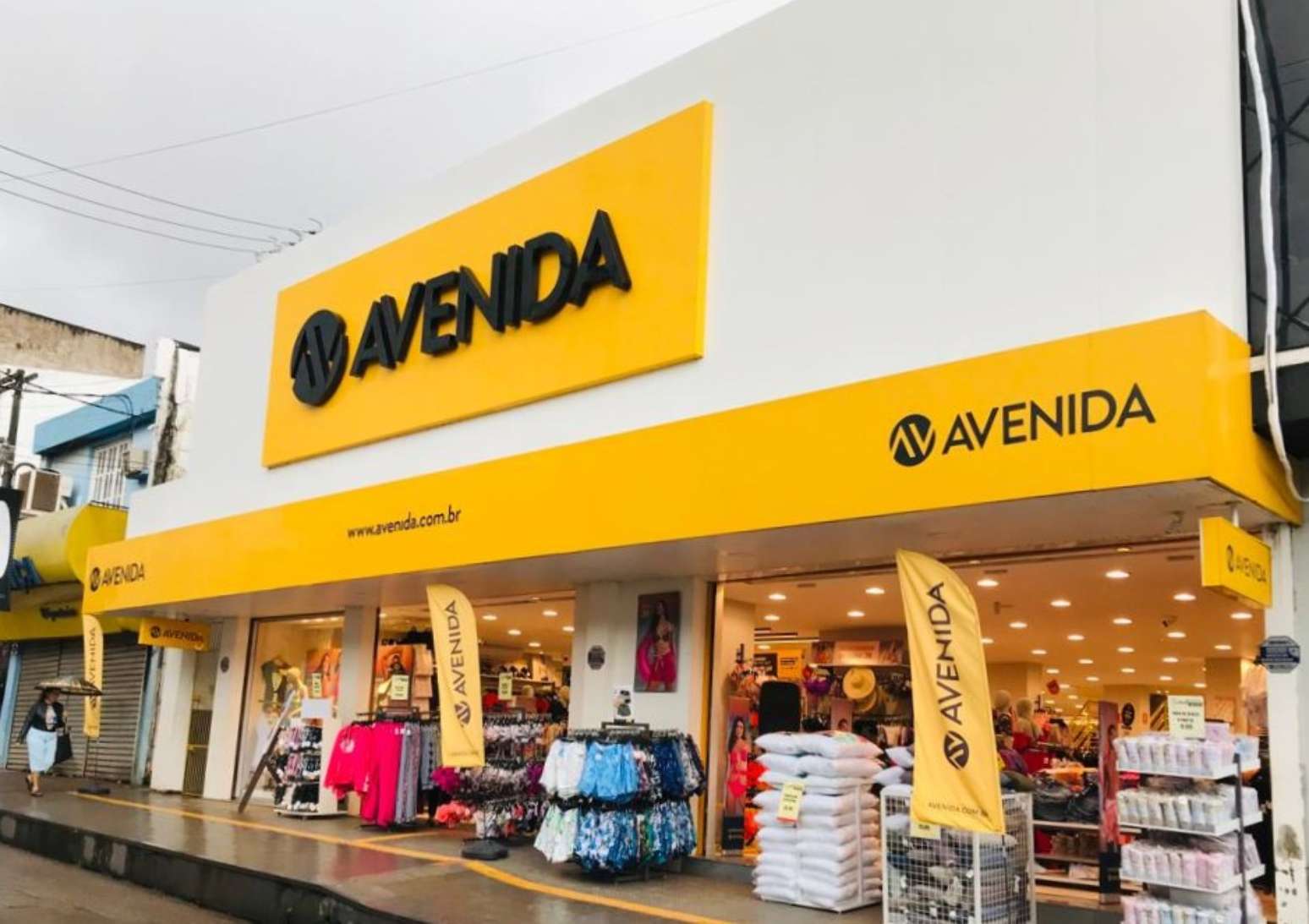 Lojas Avenida inaugura 15 unidades em 2025 e supera marca de 200 lojas ...