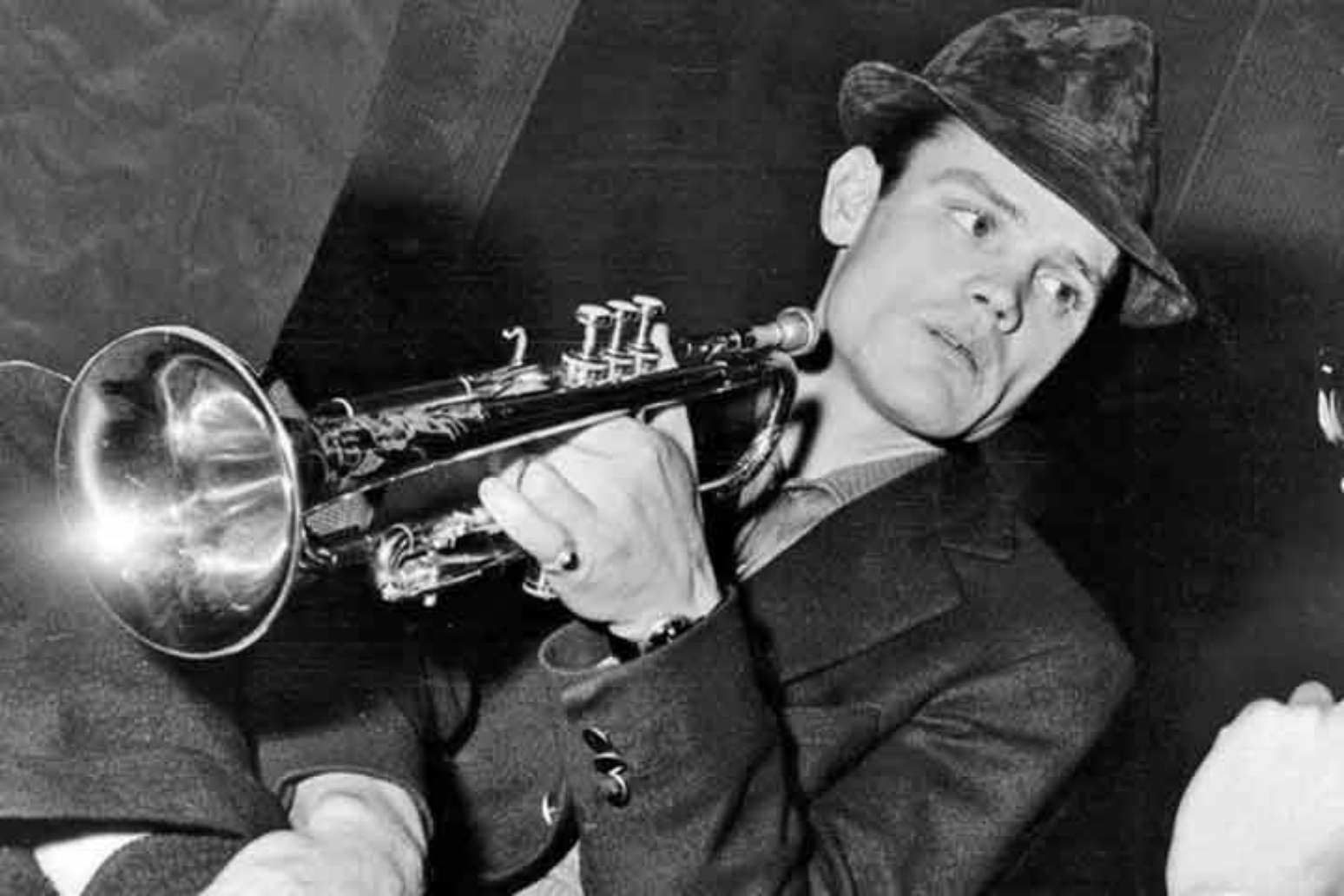 Chet Baker: glória e tragédia do músico sublime que teve morte misteriosa