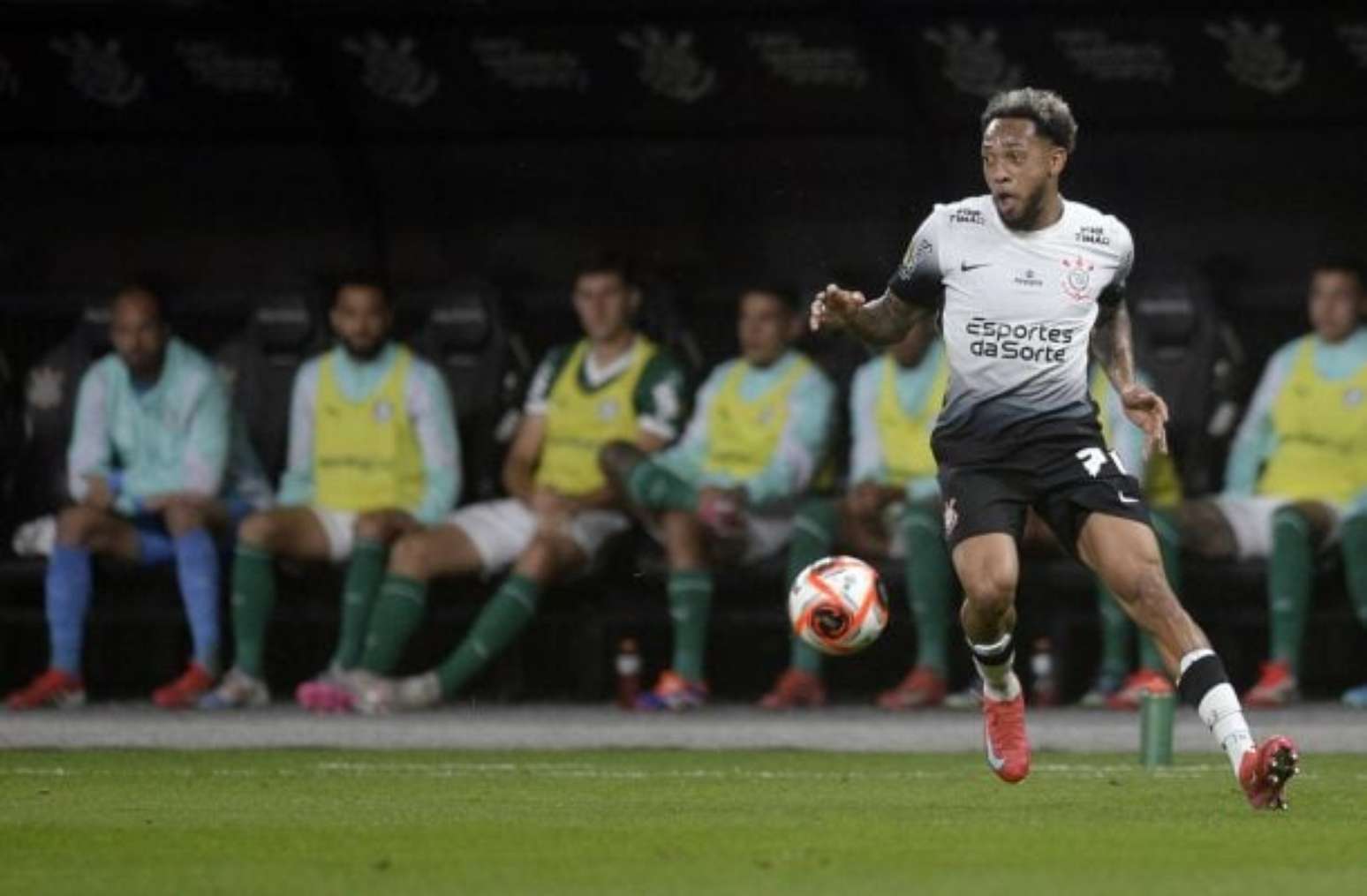 José Martínez fala pela primeira vez sobre sumiço no Corinthians