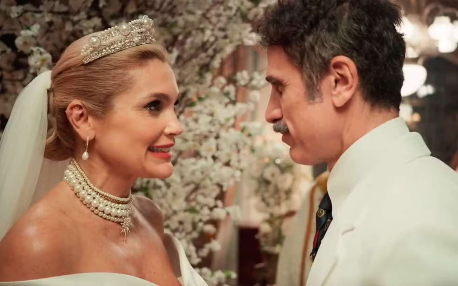 'Eta Mundo Melhor': Sandra deixa Ernesto apavorado na trama