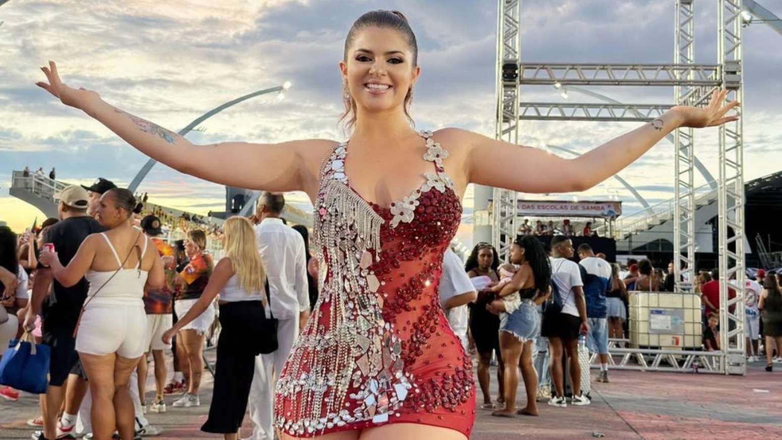 Musa Do Terceiro Milênio Diz Que Terapia Venceu Medo Do Carnaval