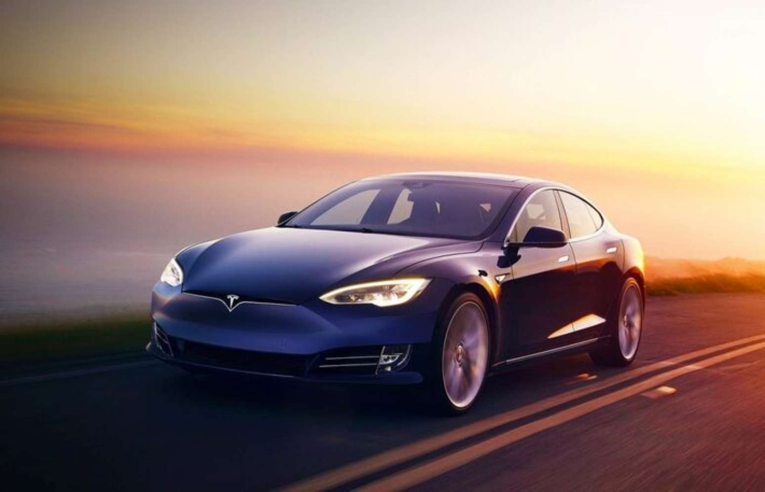 Como o Tesla Model S se tornou um dos carros mais importantes da ...