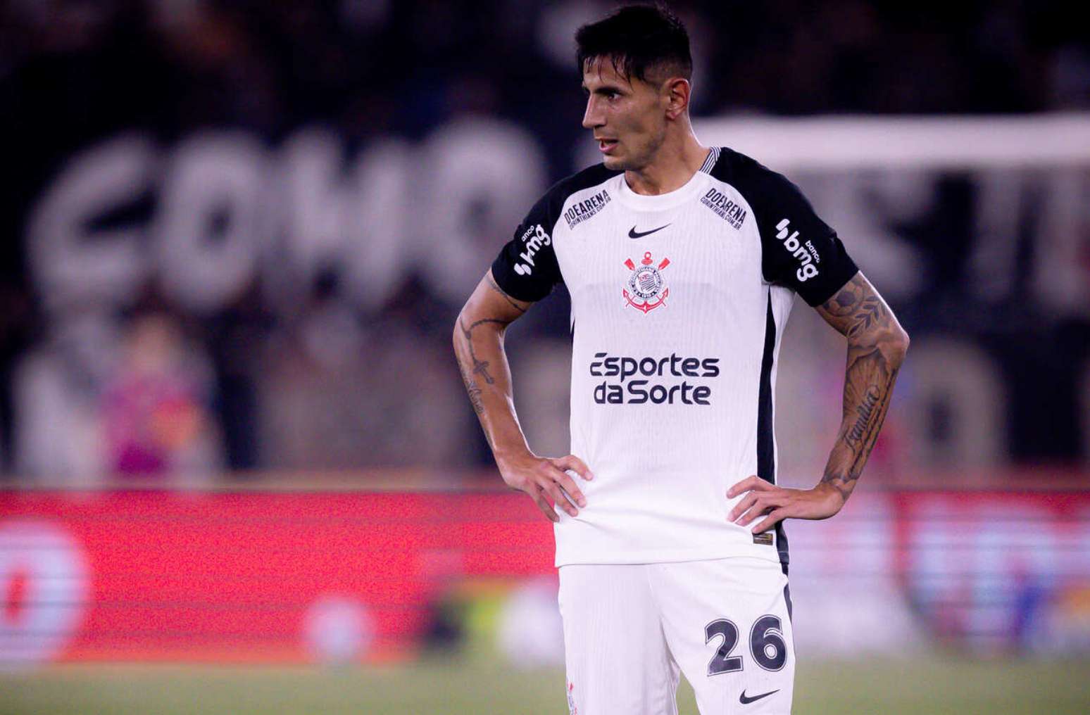 Corinthians e Angileri retomam conversas por renovação de contrato
