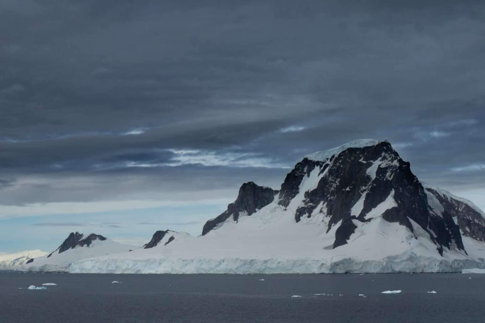 A chuva está chegando na Antártica e vai mudar a face do continente gelado