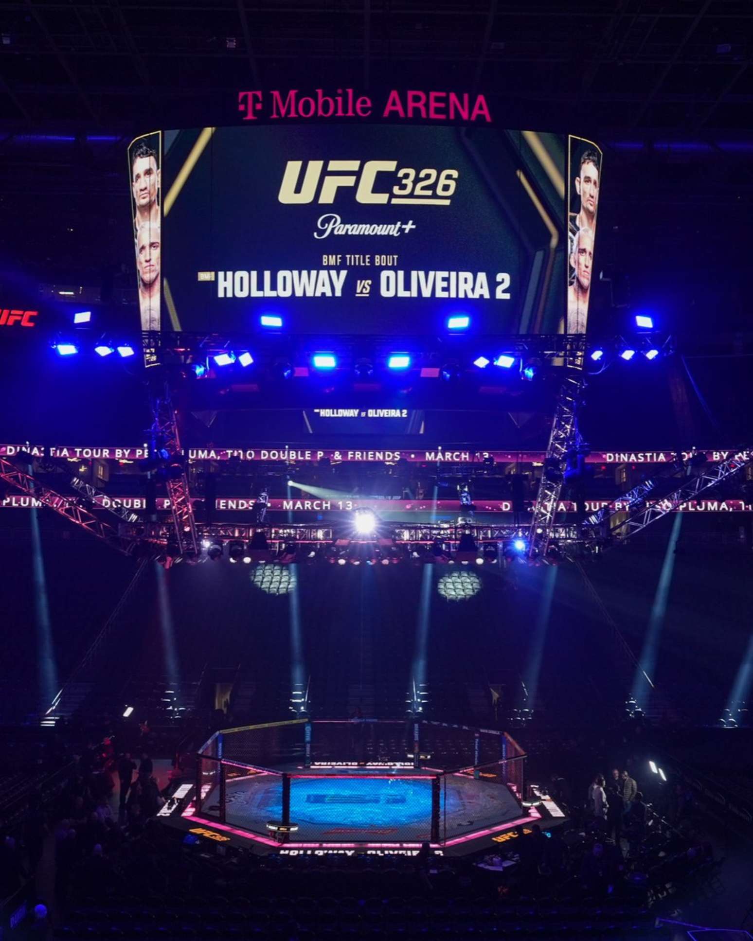 UFC 326: Charles do Bronx dá 'aula' no chão e conquista 'BMF Belt'