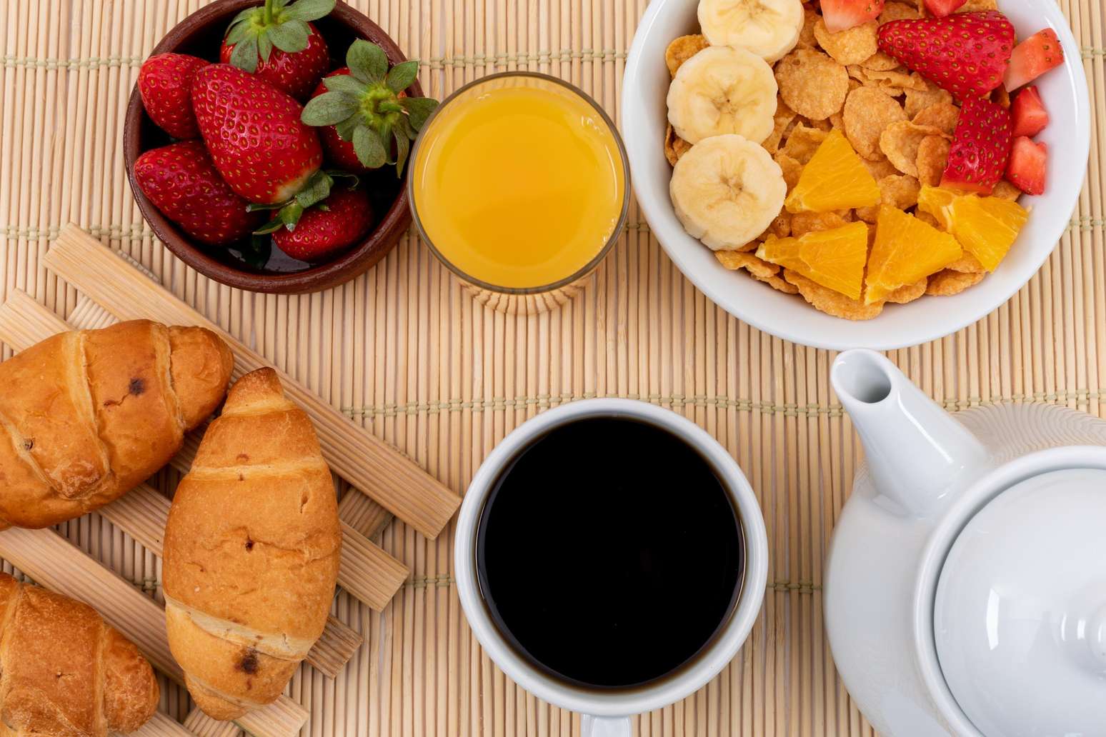 Essas 5 frutas não podem faltar no seu café da manhã se você busca uma ...