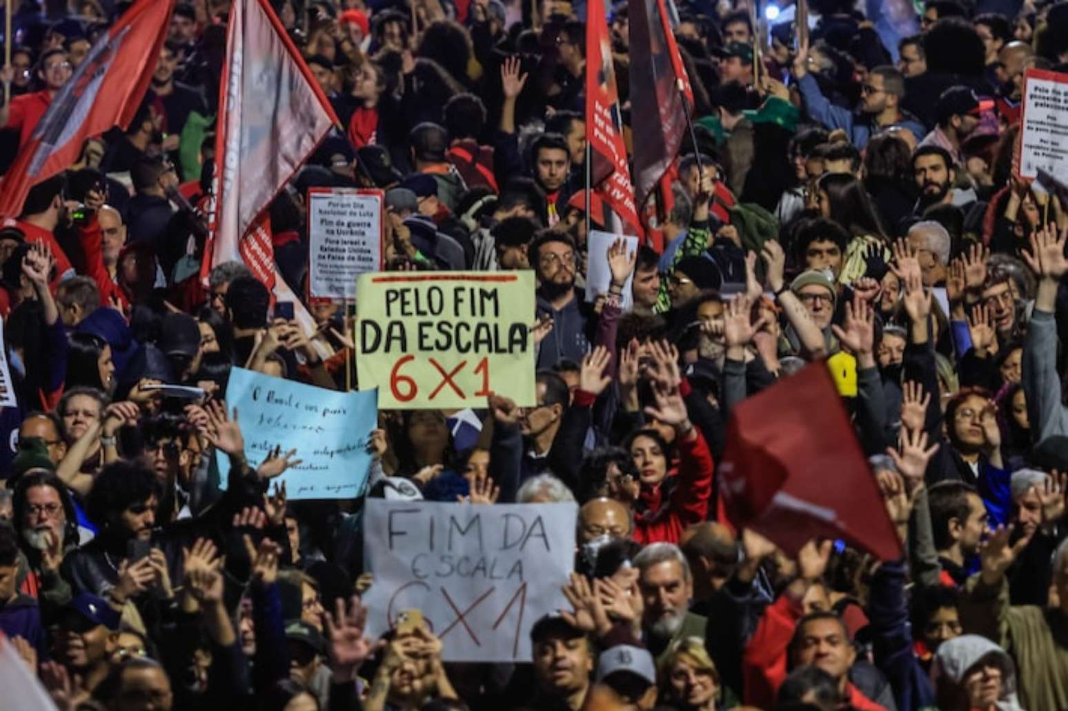 Fim da escala 6x1 divide opiniões: veja argumentos a favor e contra